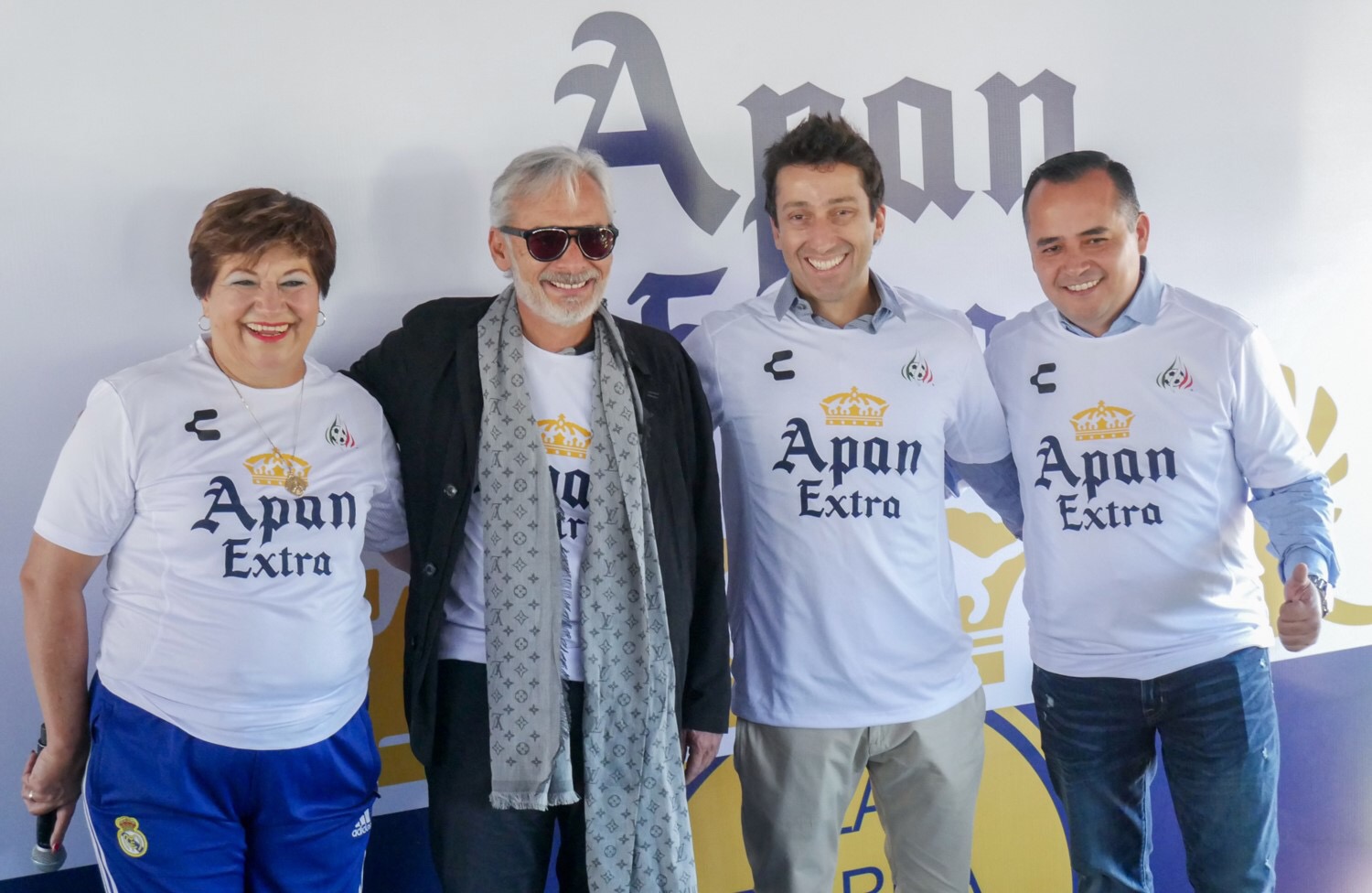 Grupo Modelo y Gobierno de Apan inauguran cancha de futbol en la Unidad ...